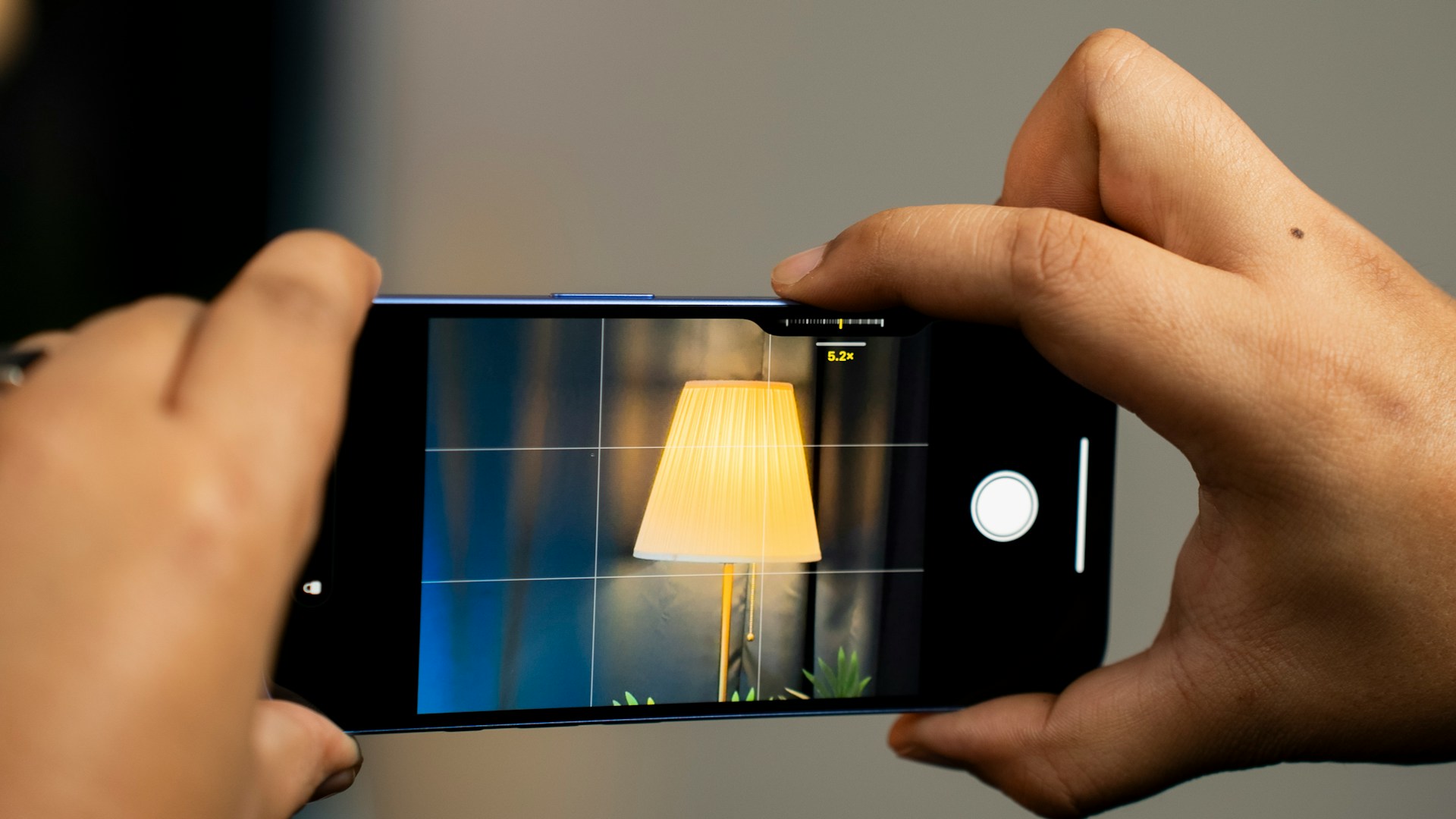 How to Use Some Hidden Camera Settings on Your iPhone