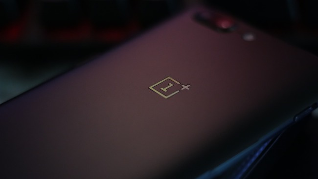 OnePlus 10 Pro Now Getting Stable Android 14-based OxygenOS 14 Update
